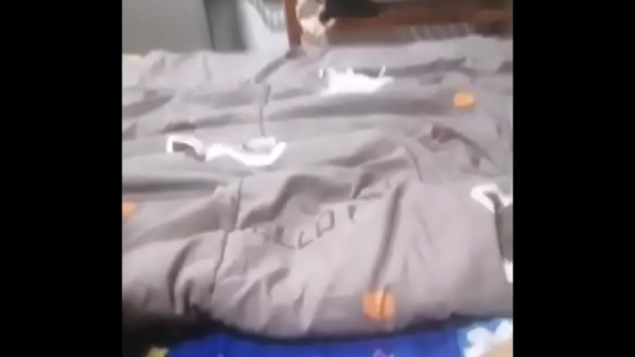 Bokep indonesia curhat kalo pacarnya cepat keluar - Indoxtube